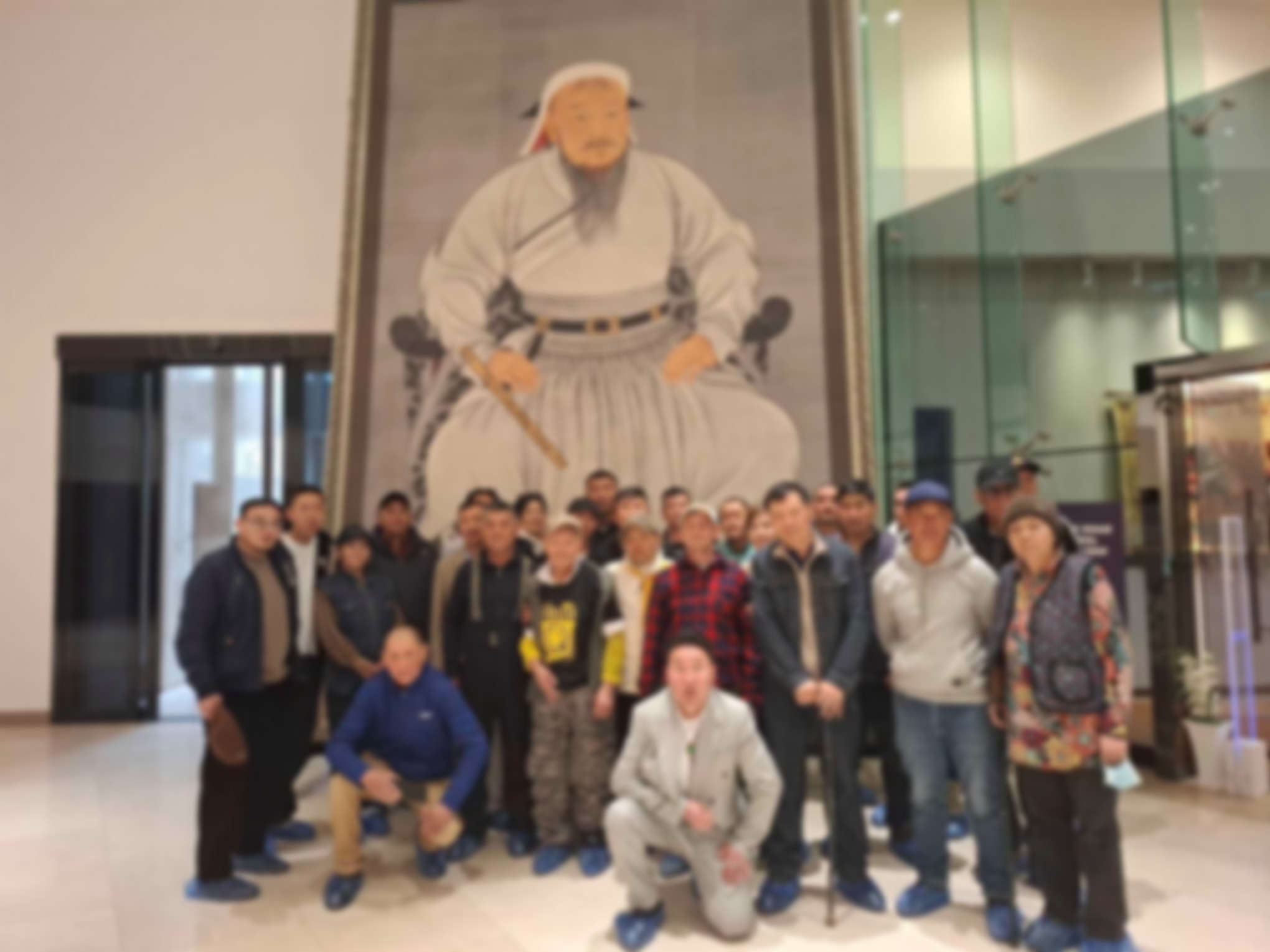 Музейн нээлттэй өдрүүд Үйлчлүүлэгч иргэд маань Их Монгол улсын эзэн ‘Чингис хаан᠋᠋ музей үзэж