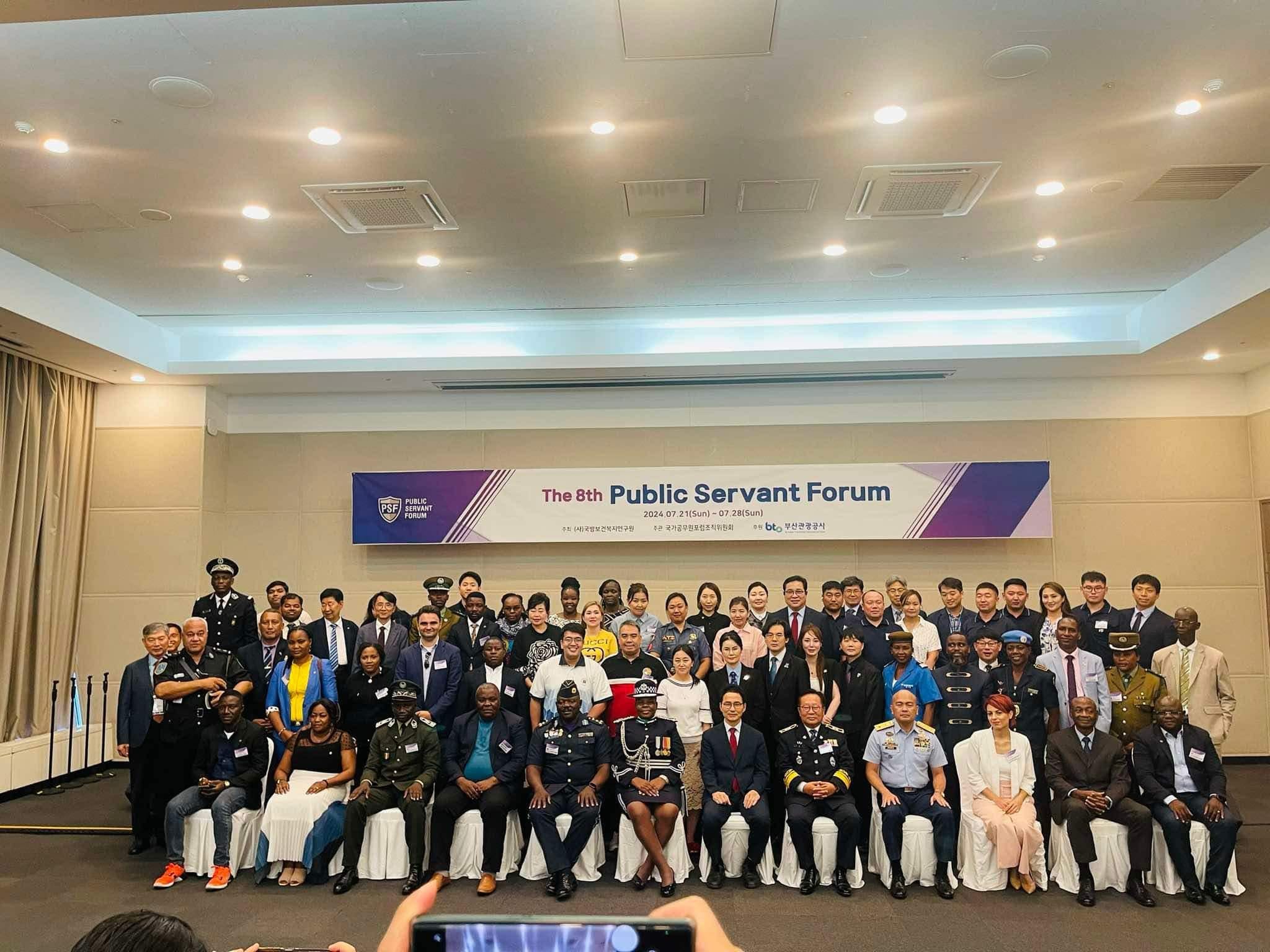 Нийгмийн салбарын мэргэжилтнүүдийн “8TH PUBLIC SERVANT FORUM”-д төвийн ...